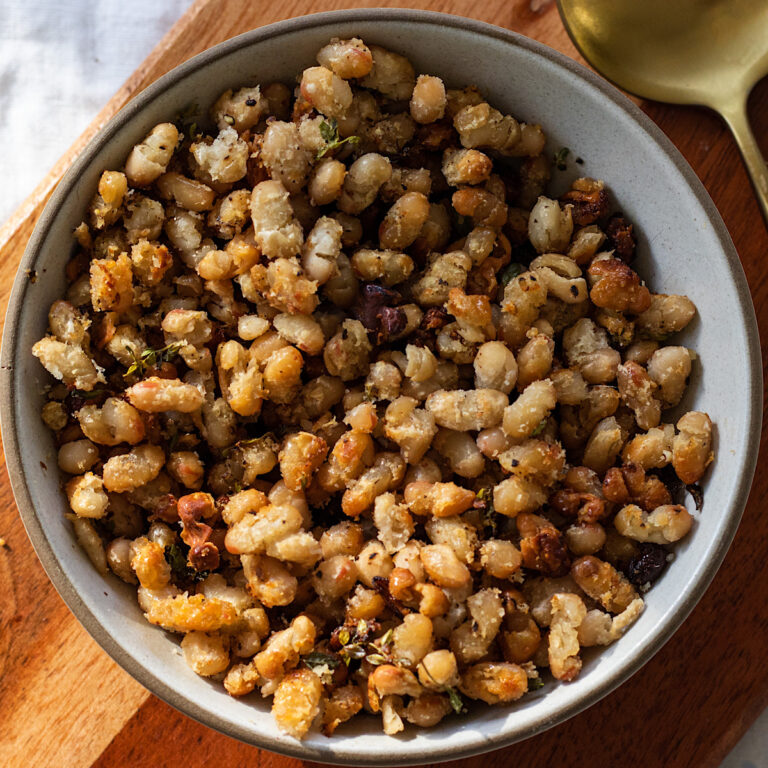 Roasted Crispy White Beans with Garlic and Thyme - Avocado Skillet