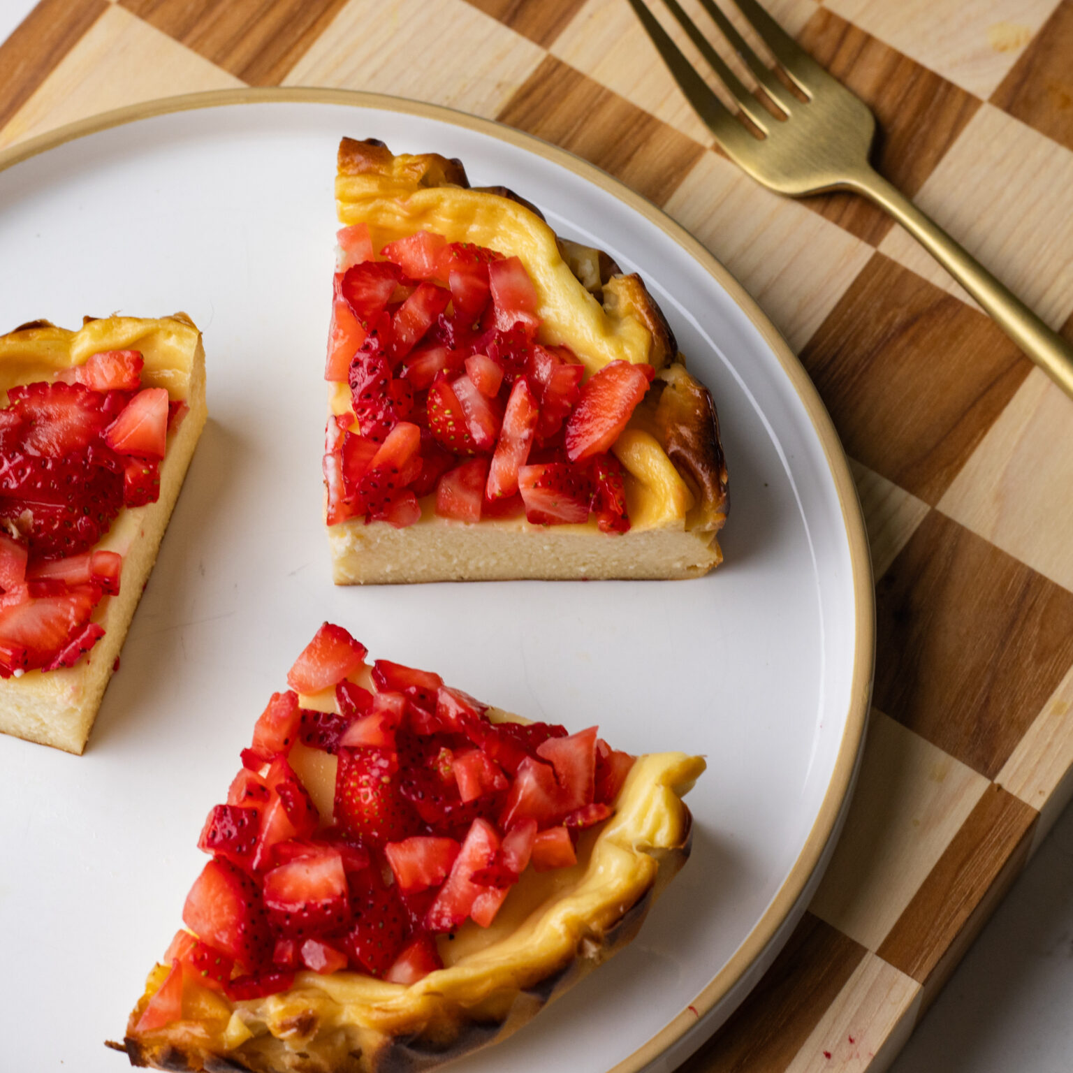 High Protein Cottage Cheese Cheesecake Avocado Skillet